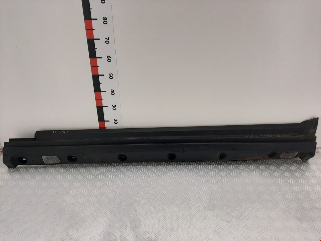 Накладка декоративная на порог левая Land Rover Range Rover 3 LR018383 арт. 729247