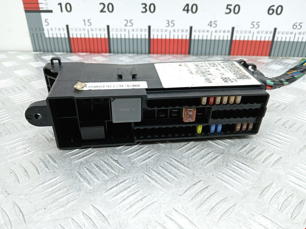 Блок предохранителей Ford C-MAX 2 AV6T14014BGC арт. 1790964