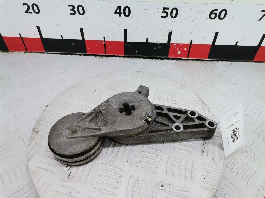 Натяжитель ремня генератора (приводного поликлинового ремня Audi A4 B5 058903133D арт. 1574924