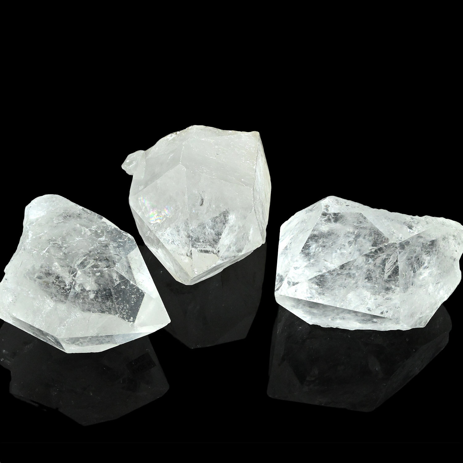 Кристалл горного хрусталя 59*46*34мм, 120-129г (L) .