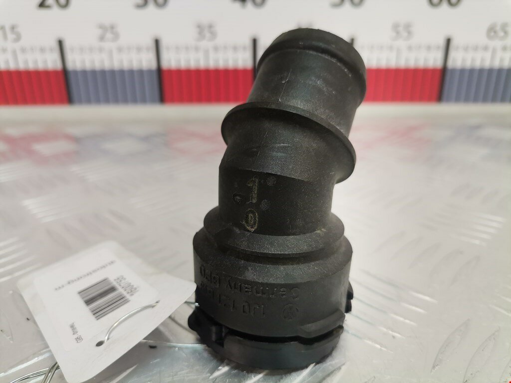Фланец (штуцер системы охлаждения тройник) Volkswagen Golf 4 1J0122291 арт. 1600755