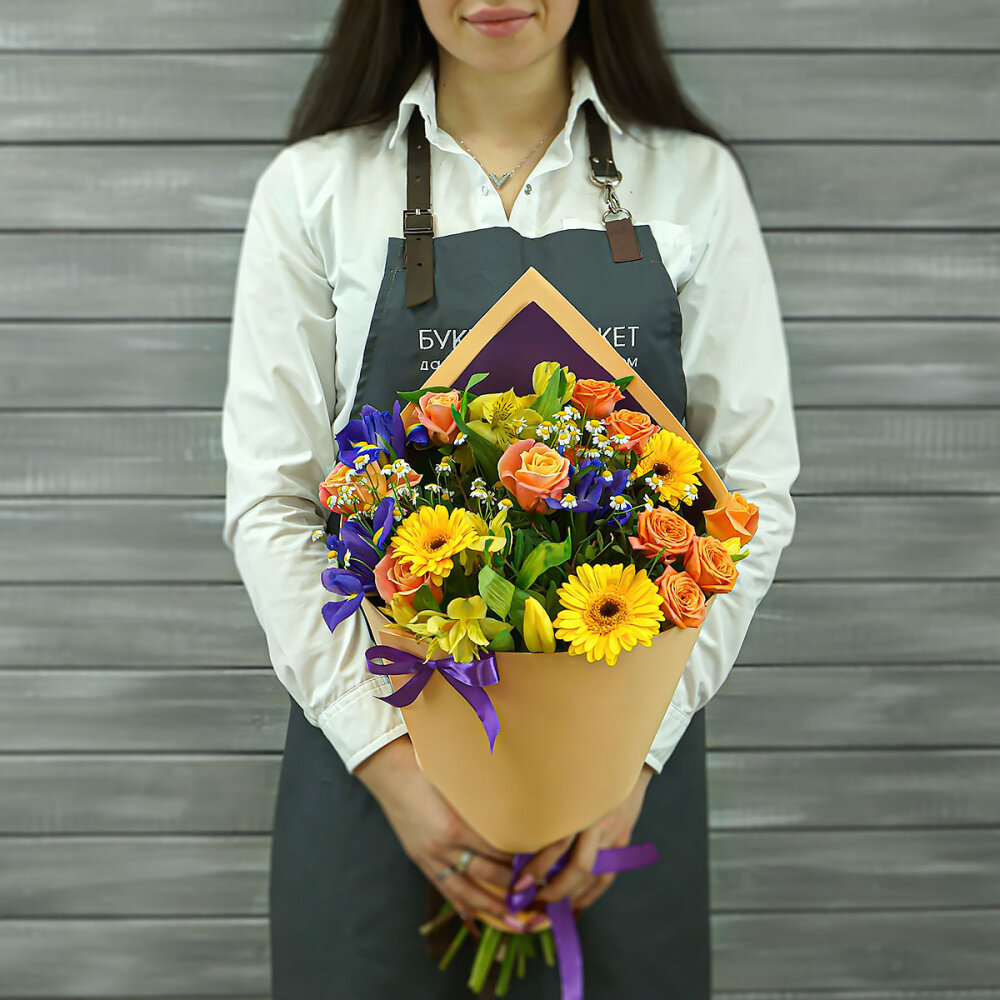 Букет "Герберы и Ирисы", разноцветный, высота 45см, на стеблях