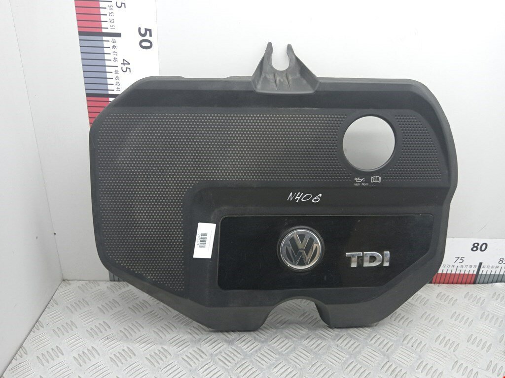 Накладка (крышка) двигателя декоративная Volkswagen Polo 4 038103925DS арт. 2123274