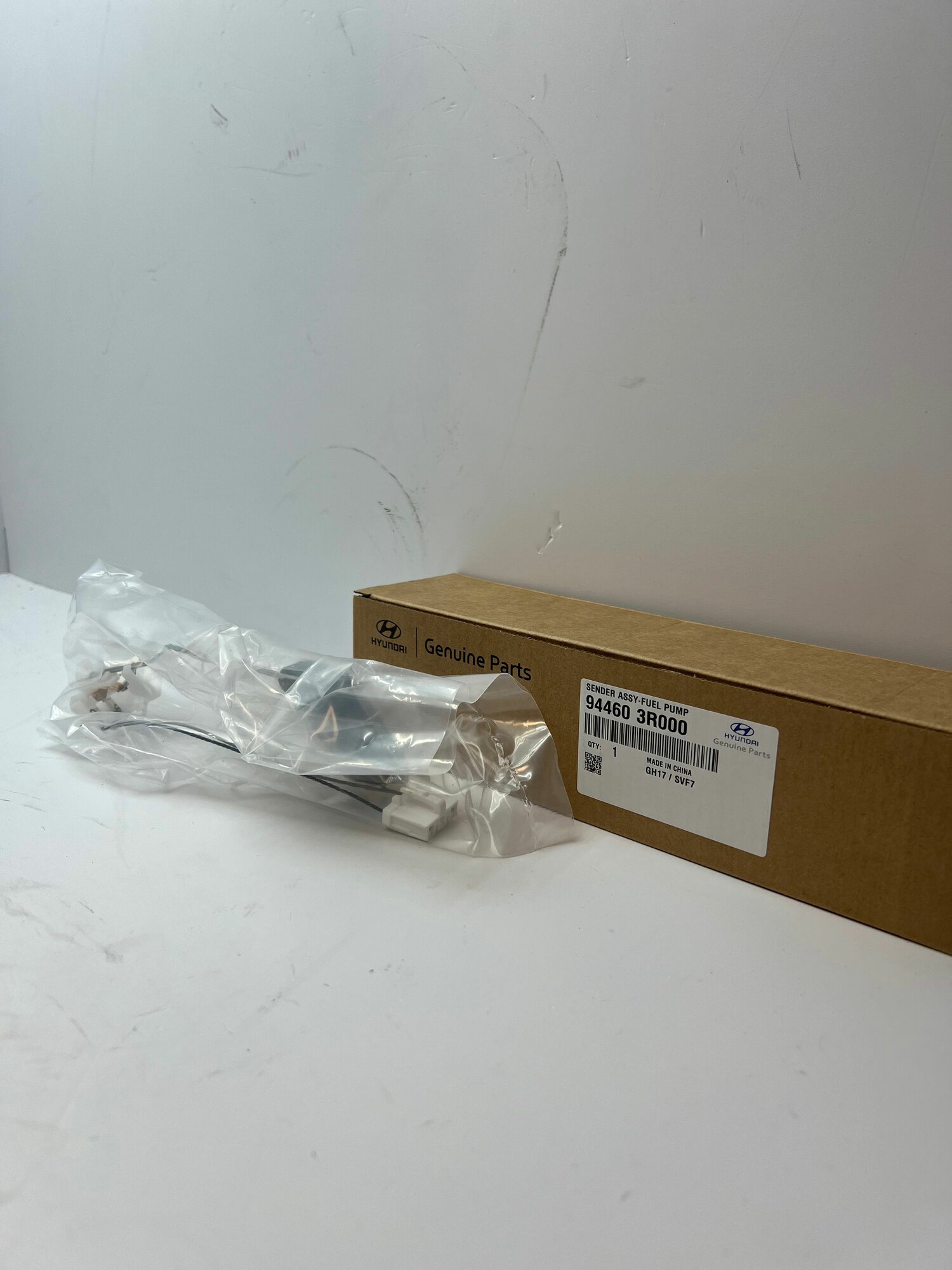 Датчик уровня топлива 944603R000 Hyundai / KIA