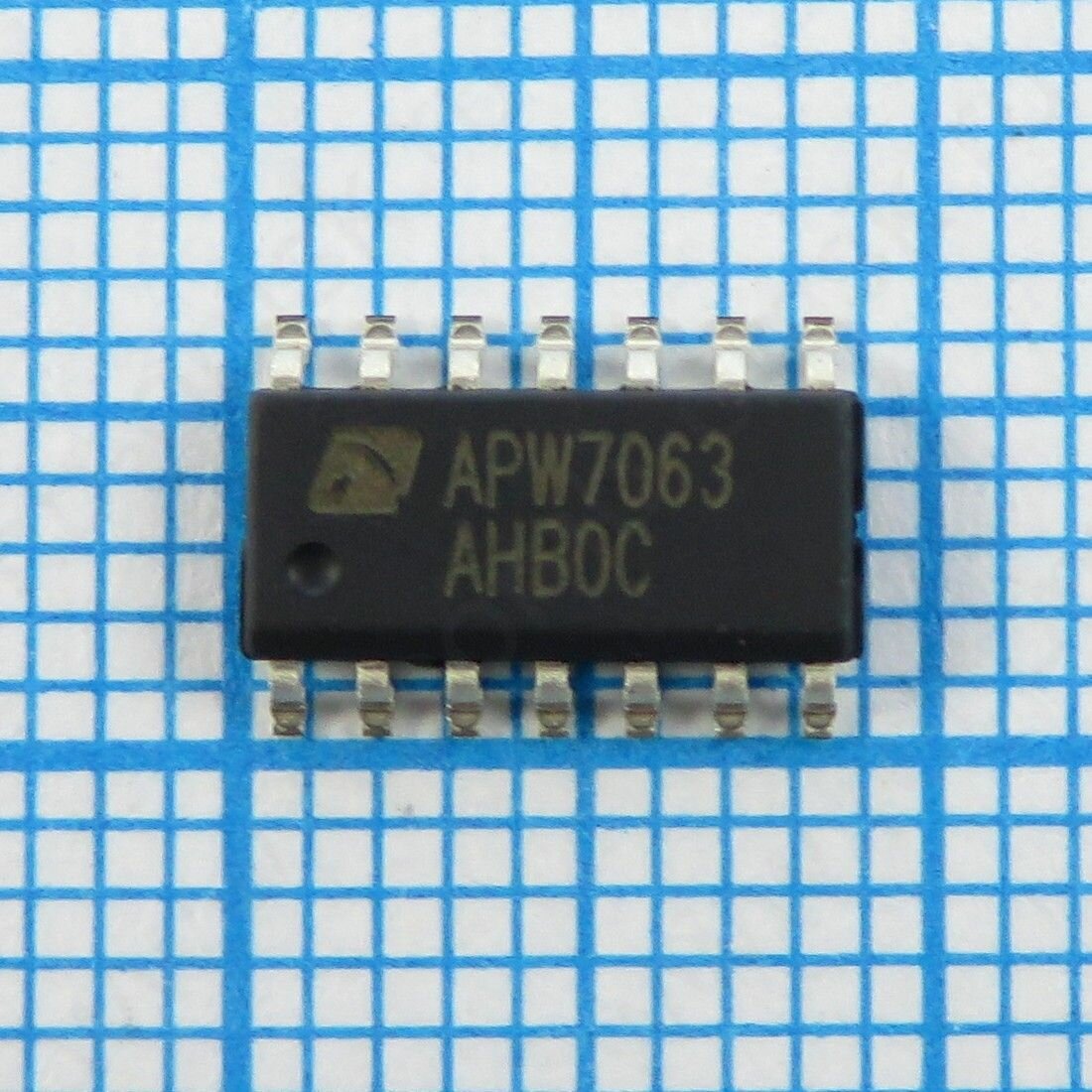 APW7063 - ШИМ контроллер и линейный регулятор напряжения