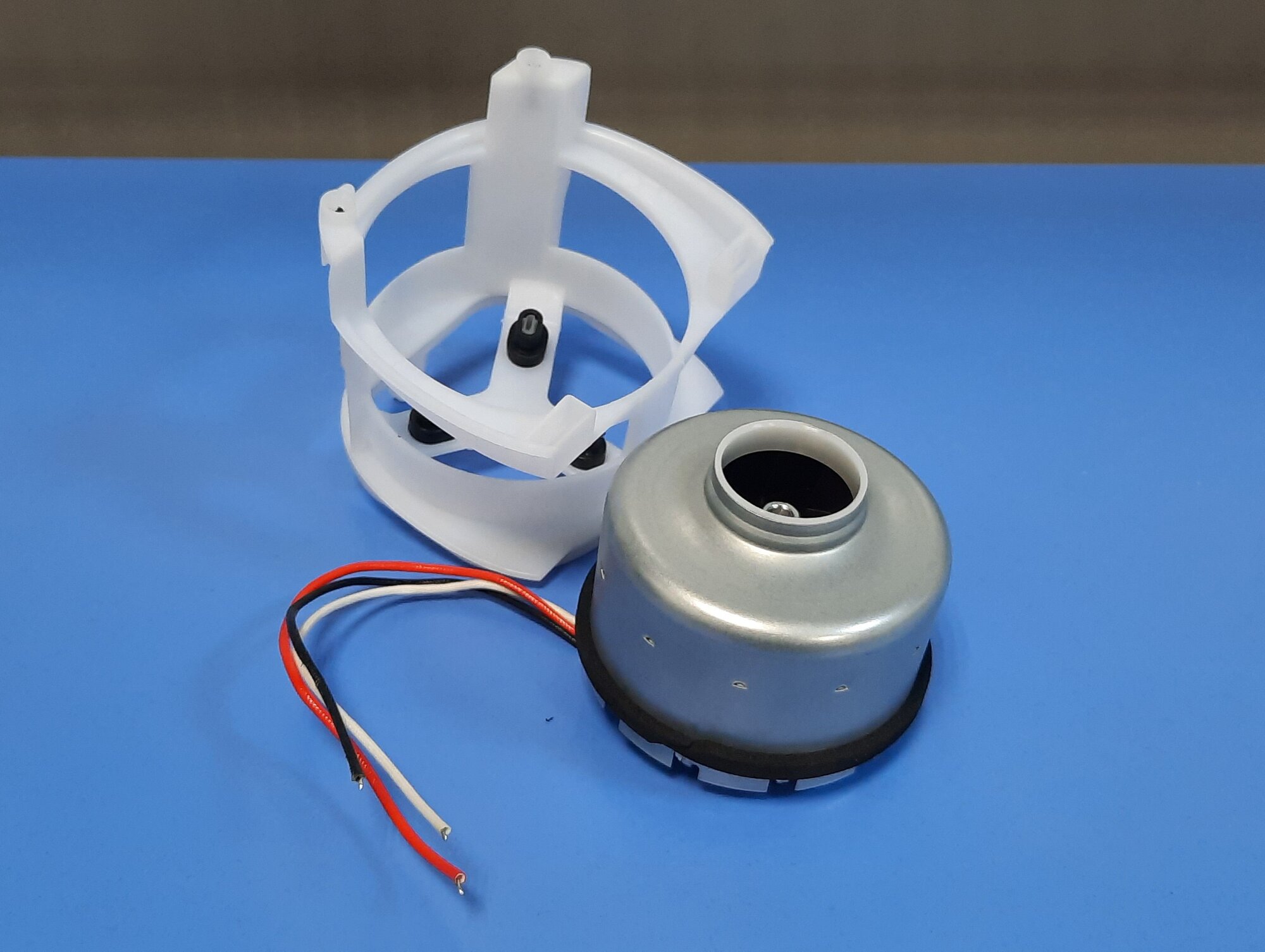 Мотор ручного пылесоса Philips FC6802, FC6813 (PBL-4208018-003)