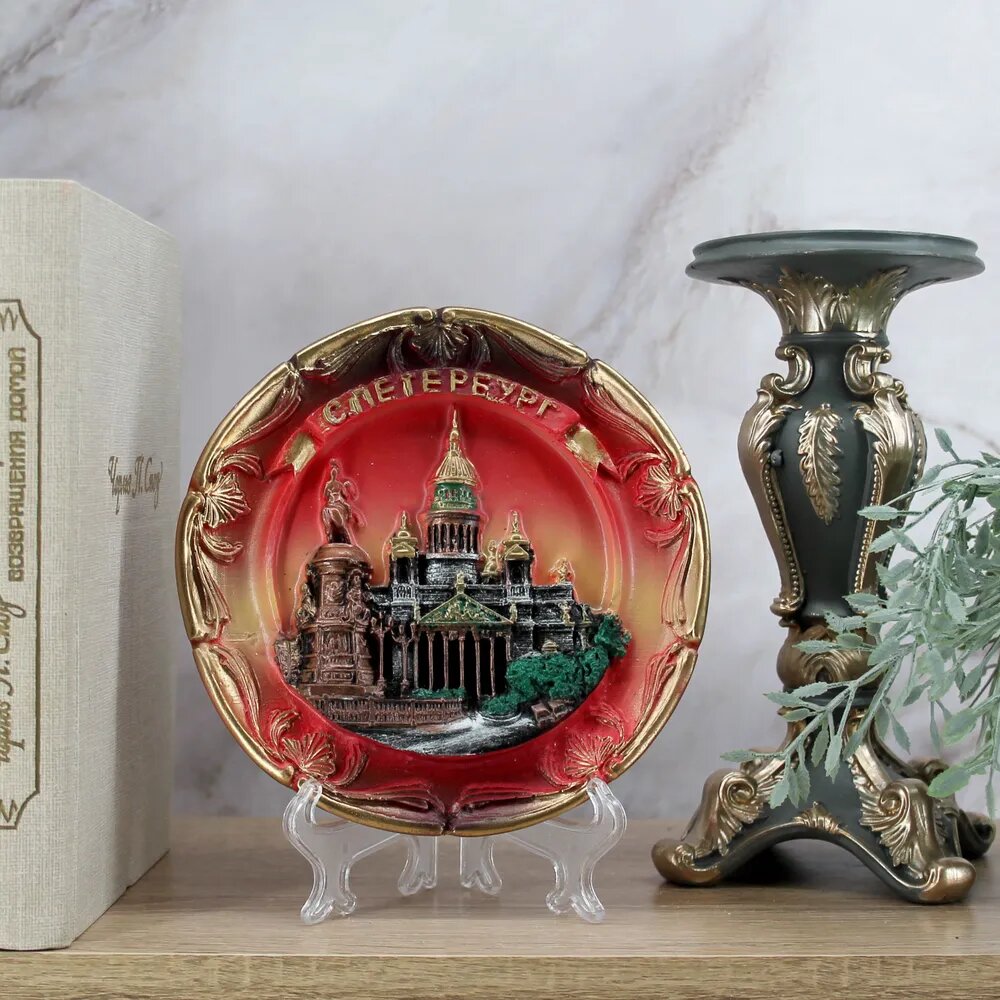Сувенирная Тарелка Панно на подставке Исаакиевский собор. рельефная, 15 см , ручная роспись , гипс
