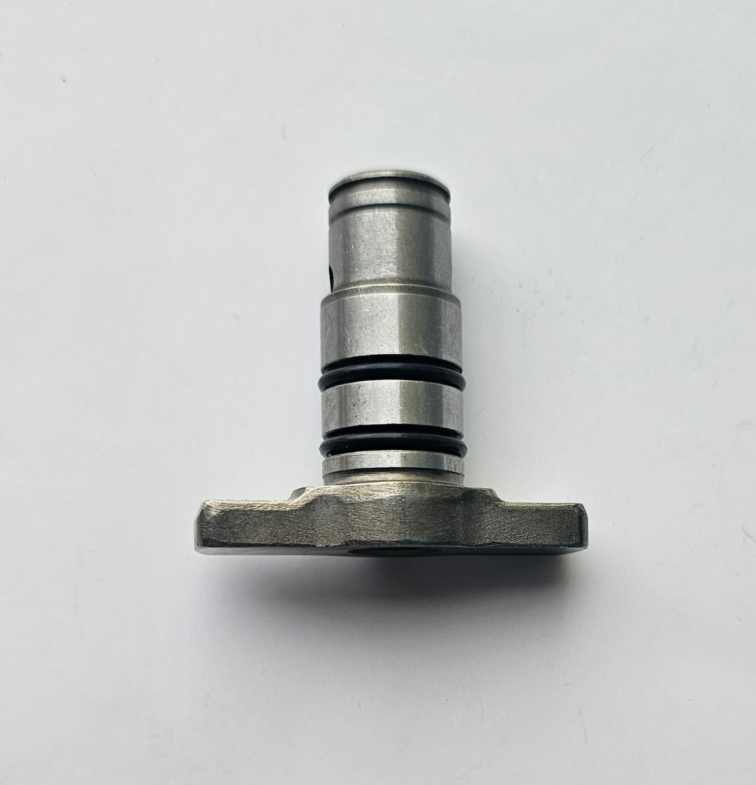 Ударный шпиндель для аккумуляторного шуруповерта MAKITA DTD171, 136065-7