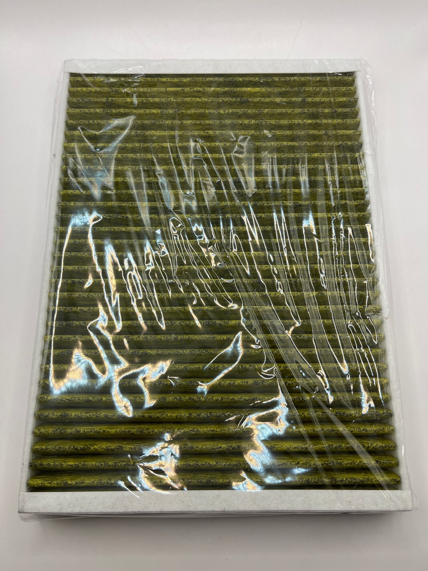 Фильтр салонный угольный VOLKSWAGEN Touareg PORSCHE Cayenne AUDI Q5 Q7 арт. 4m0819439b