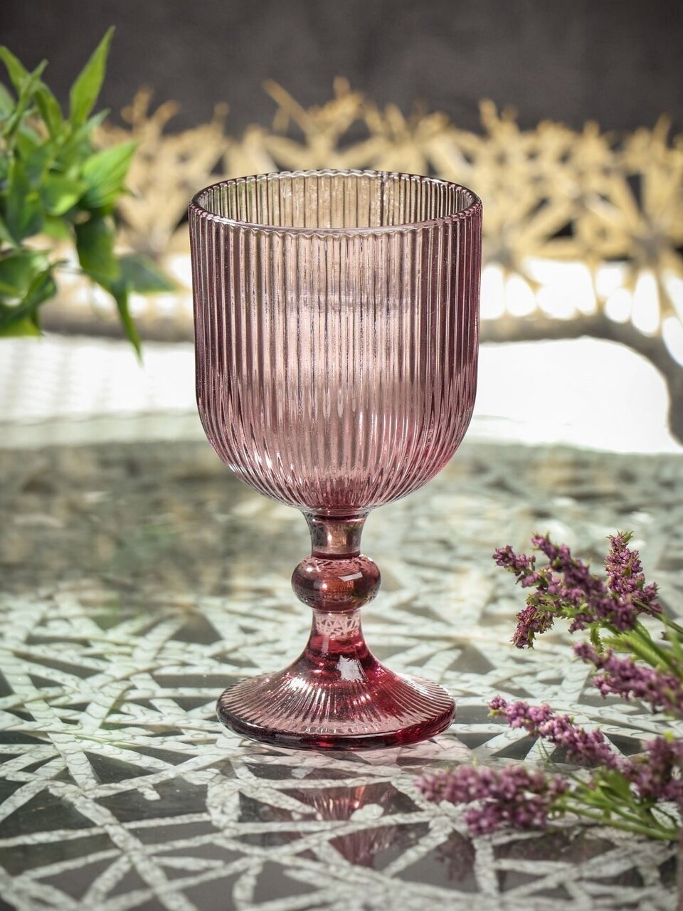 Бокал для вина из стекла Грани Y4-6564, 350 мл, сиреневый, рельефный, для сервировки стола