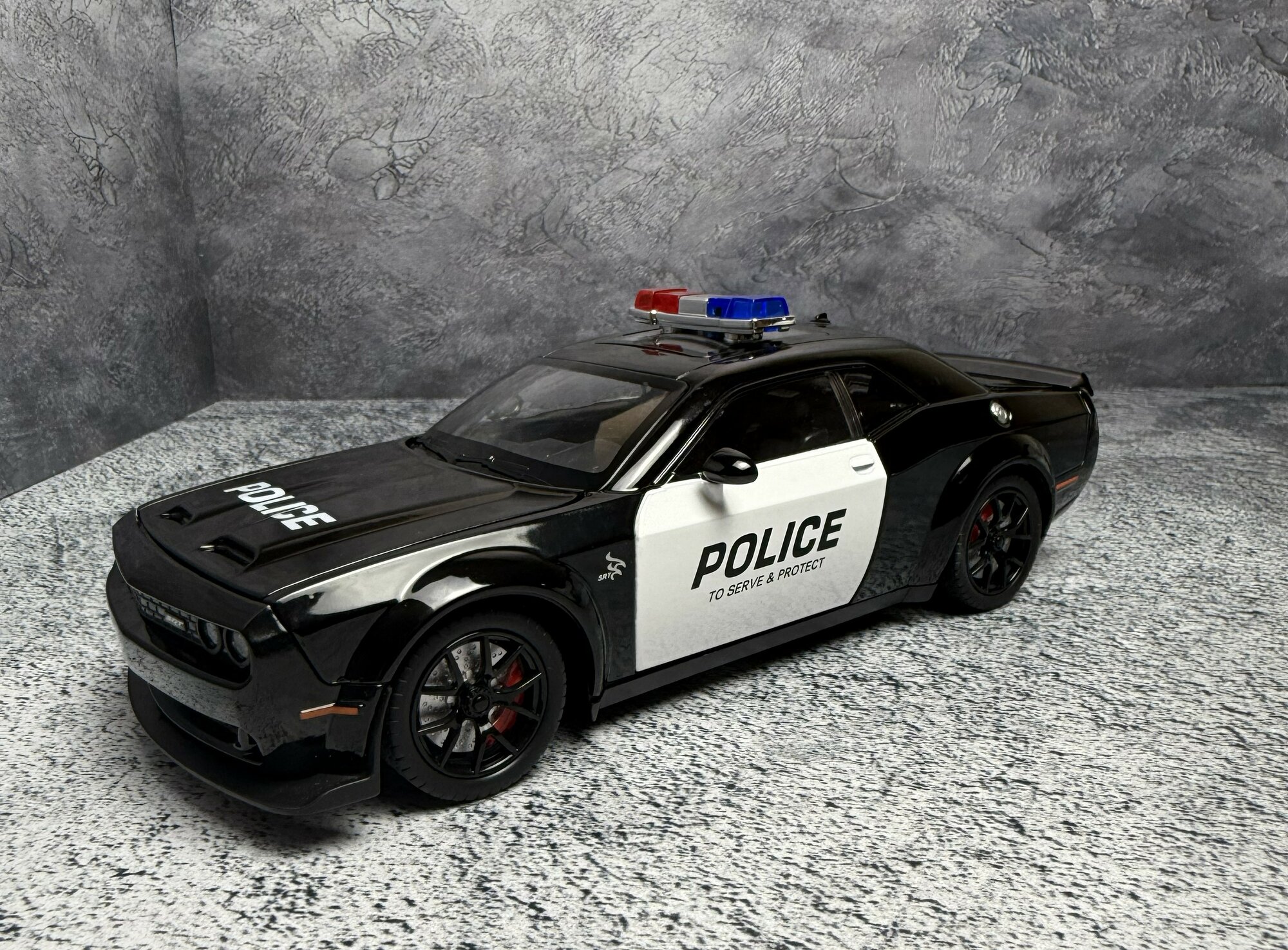 Машинка металлическая Dodge Challenger SRT Police HellCat, Fast and Furious
