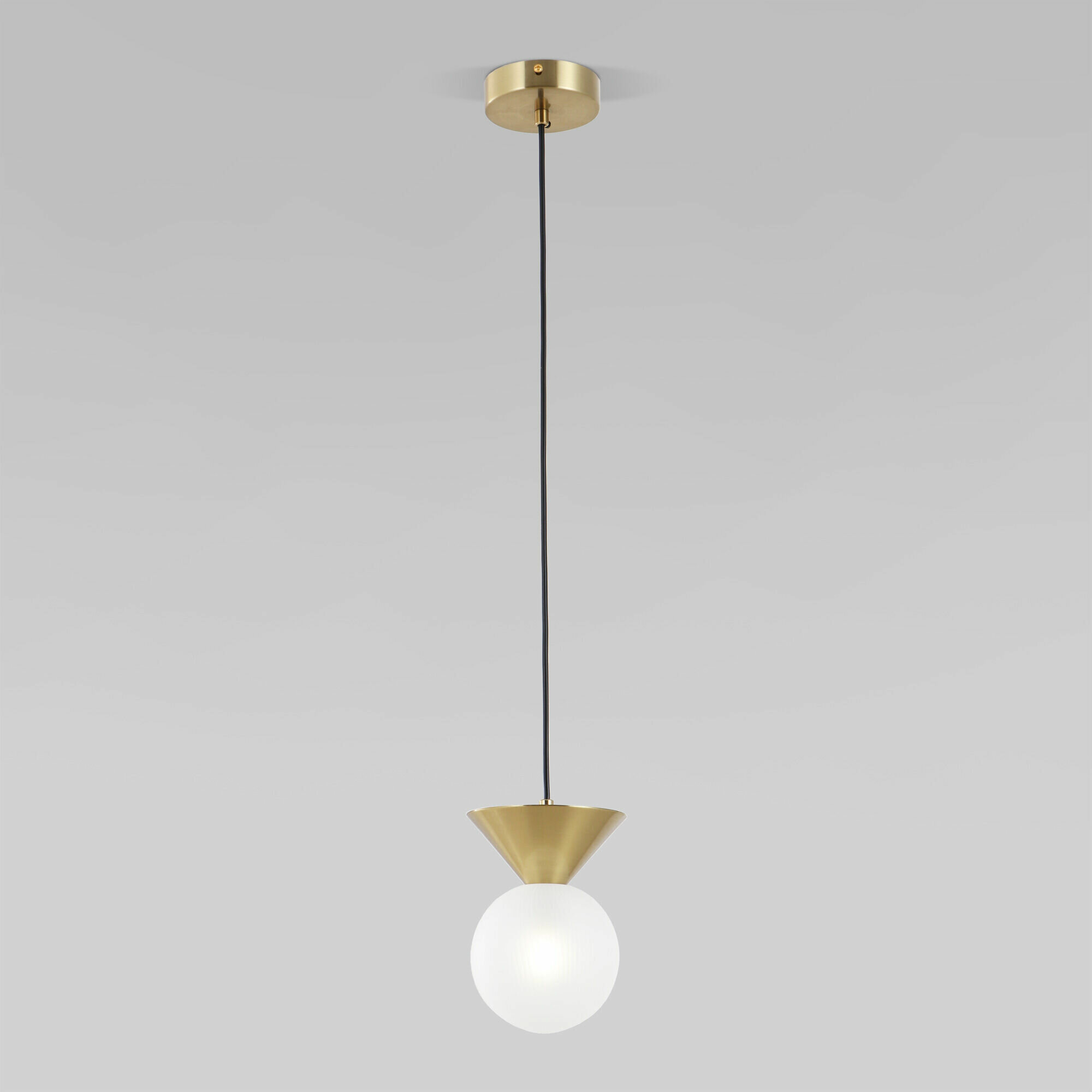 Подвесной светильник со стеклянным плафоном Eurosvet MELON 302004, 30 Вт, G9, латунь