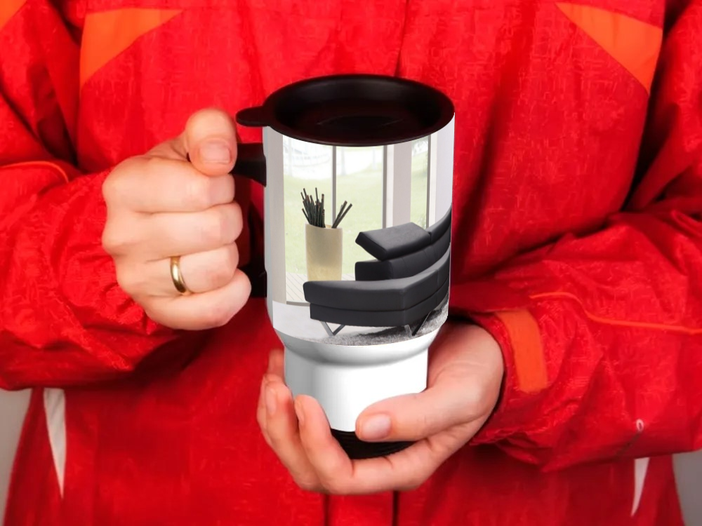 Тремокружка для авто с принтом "Диван, гостиная, дом" 0.5 л.