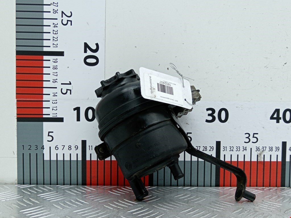 Бачок гидроусилителя BMW 5-Series (E60/E61) 32416851217 арт. 1802407