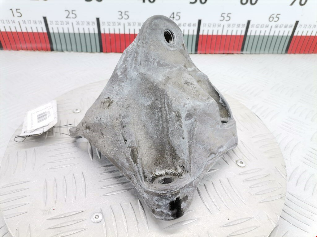 Кронштейн (крепление лапа) двигателя Renault Megane 3 113320021R арт. 1603029