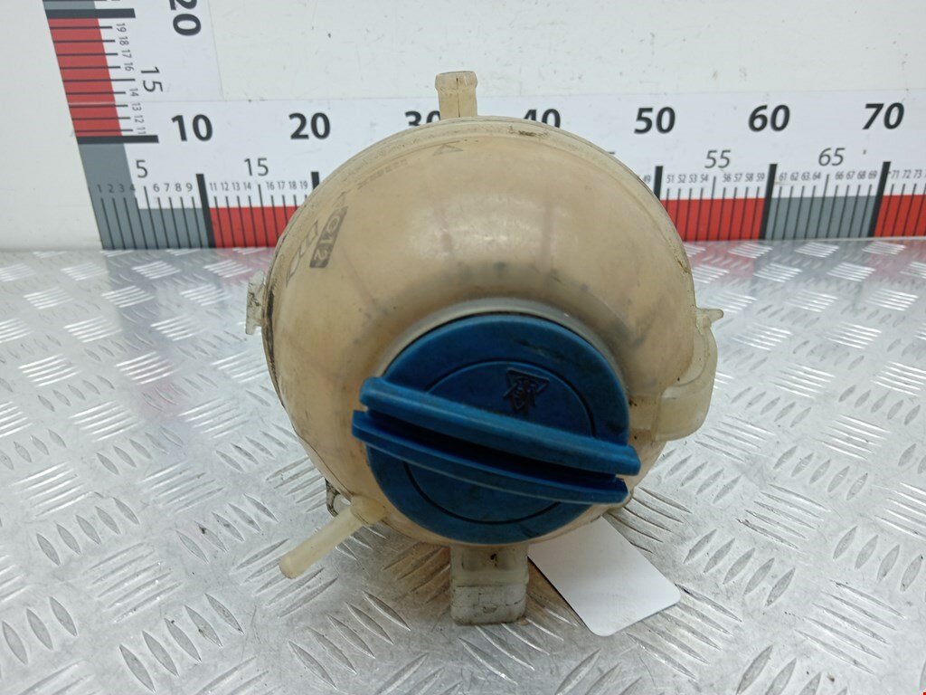 Бачок расширительный Volkswagen Polo 4 6Q0121407B арт. 1742497