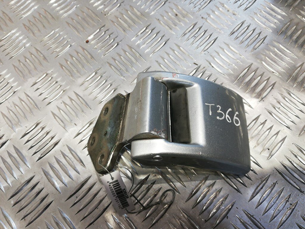 Петля двери задней правой Volkswagen Transporter (T5) 7H0827152F арт. 520119