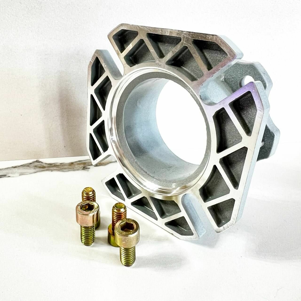Фланец выходной редуктора NMRV050-FA