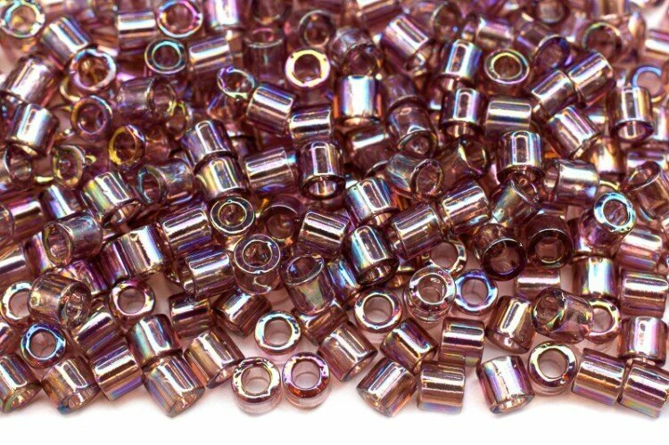 Бисер японский MIYUKI Delica цилиндр 8/0 DBL-0173 аметист, прозрачный радужный, 5 грамм