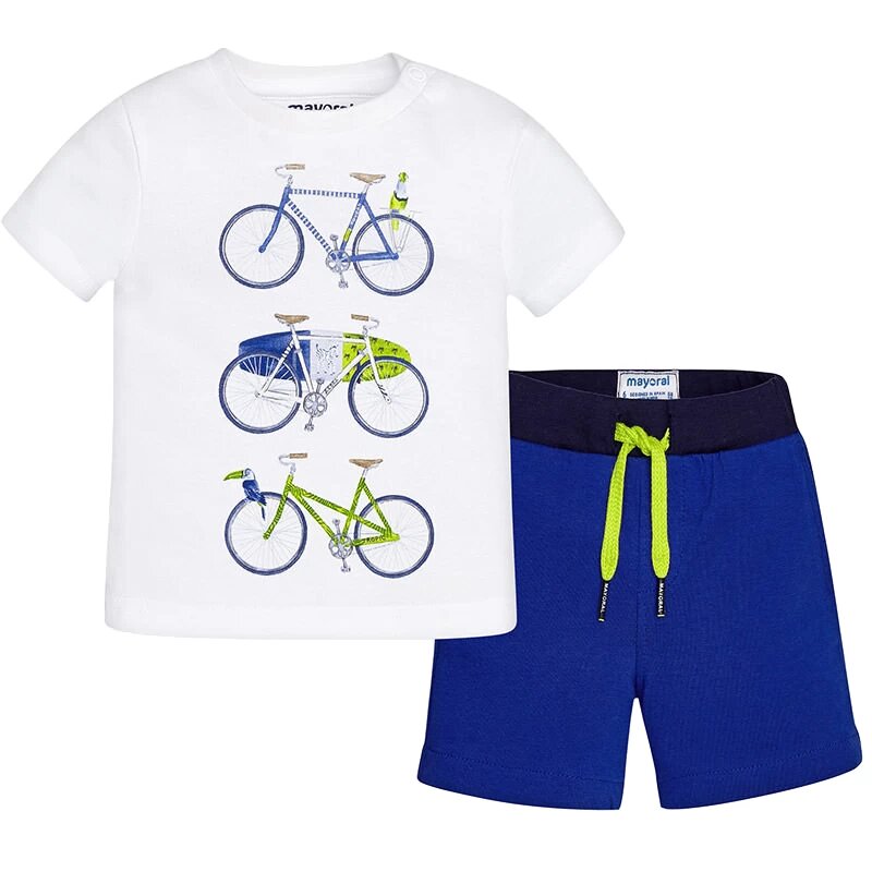 Комплект одежды