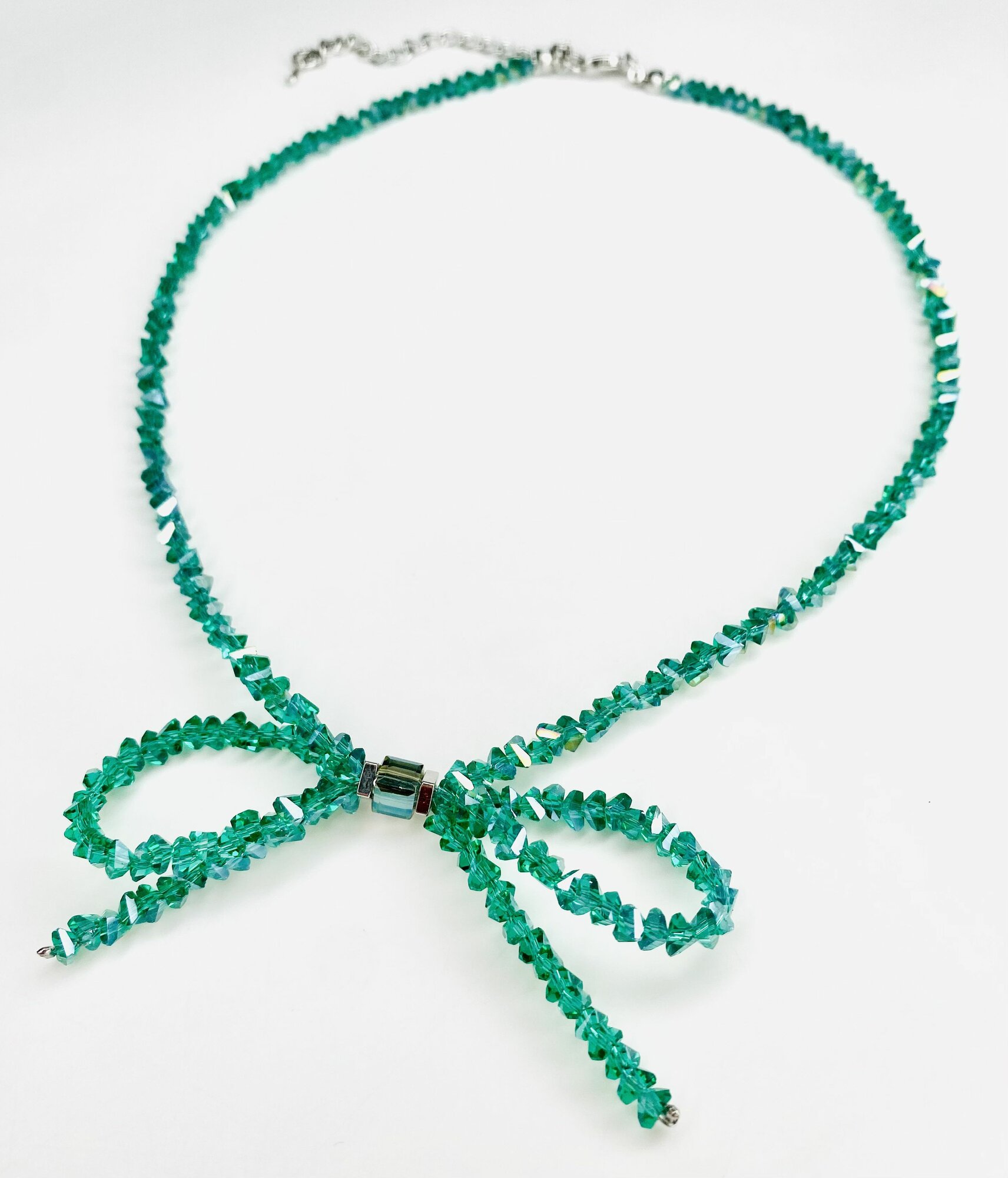 Колье, стекло