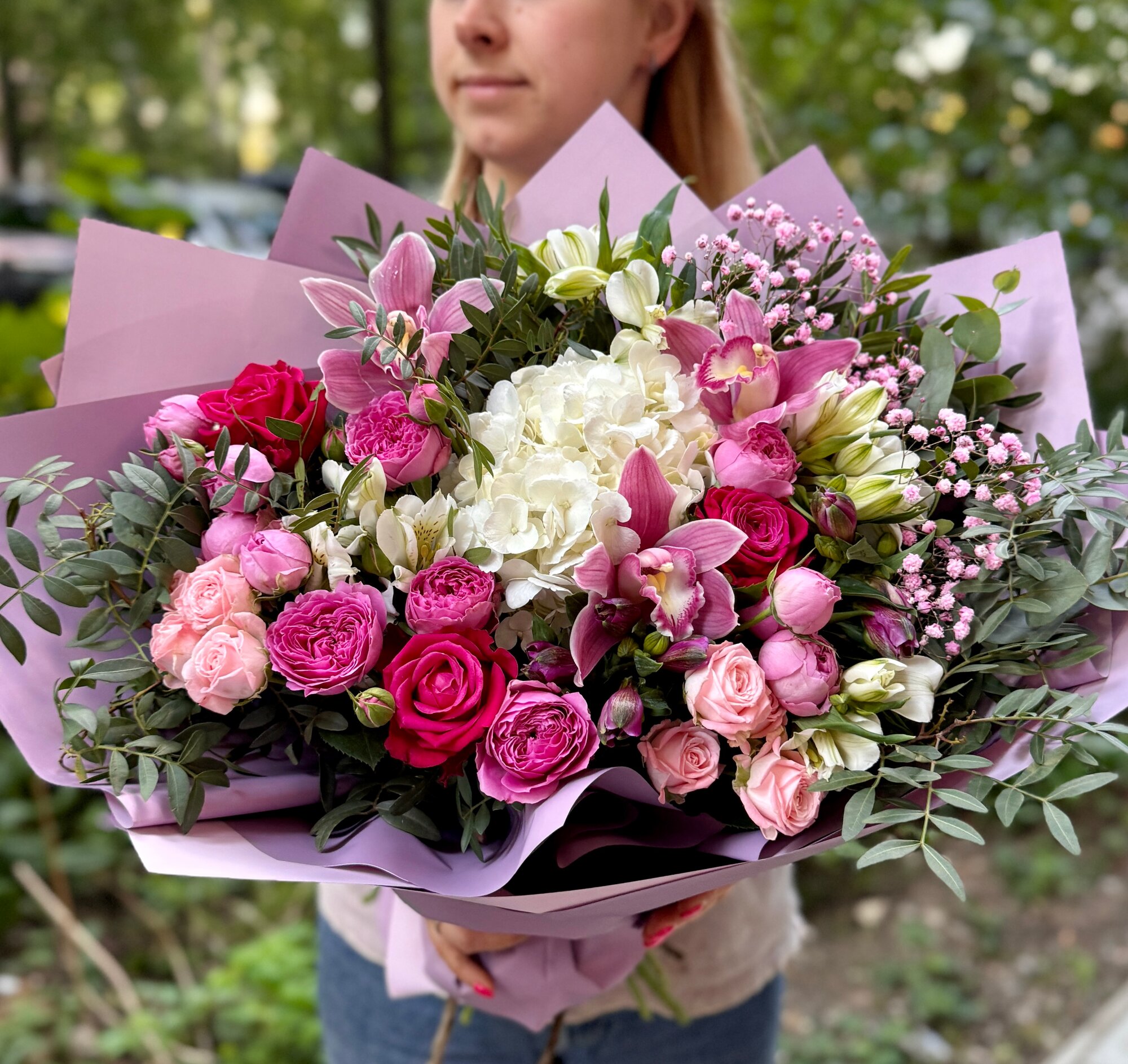 Букет "Авторский", XXL, с орхидеей, розой, альстромерией, гипсофилой