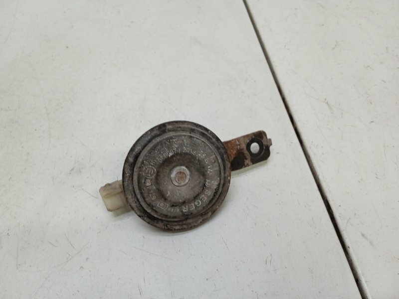 Б/У Ниссан Алmмера G15 Сигнал звуковой Nissan Almera 2014 G15 150647 NISSAN арт. 256204AA0B