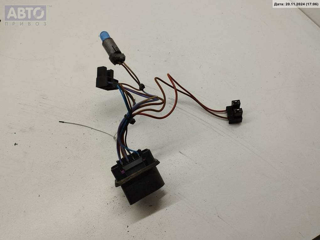 Разъем (фишка) проводки Audi A4 B5 (1994-2001)