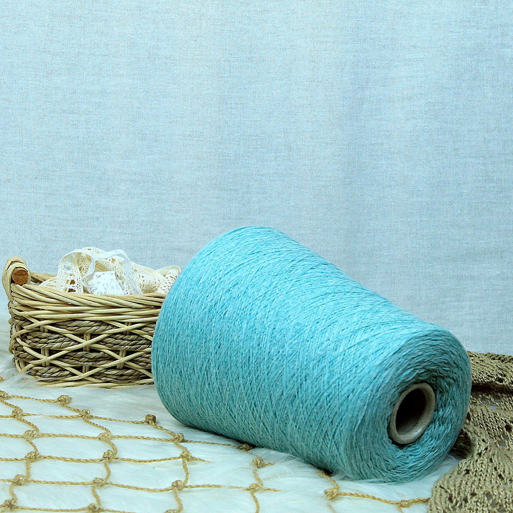 Бобинная пряжа Италия Sharm Super lana мята, 380г