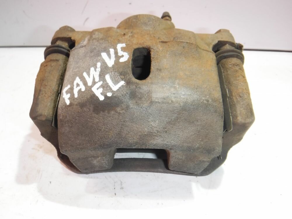 Суппорт передний левый FAW V5 4775052020B