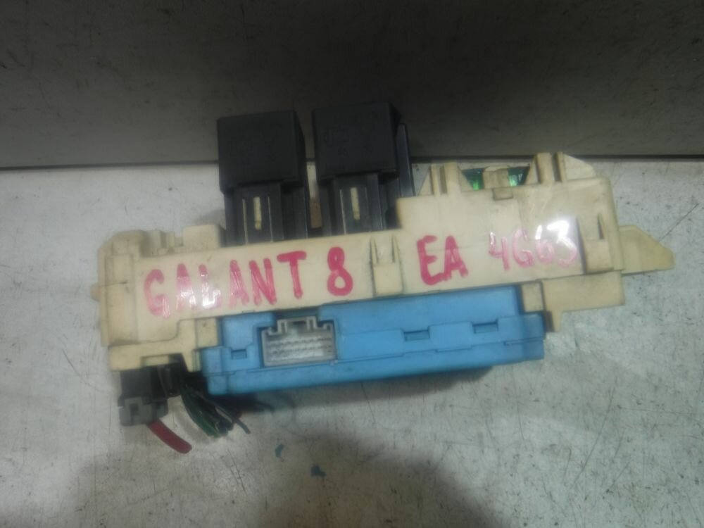 Блок предохранителей Mitsubishi Galant VIII