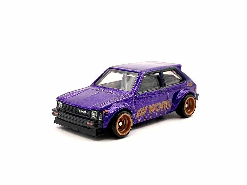 Машинка коллекционная Mattel Hot Wheels Premium Car Culture: FPY86 81 TOYOTA STARLET KP61