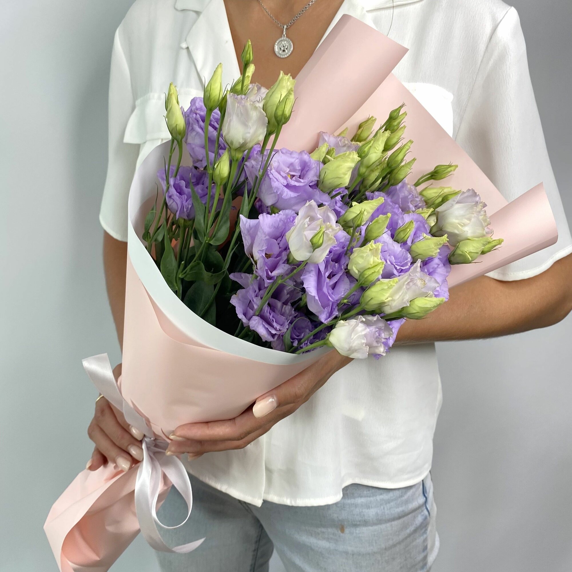 Лавандовая эустома