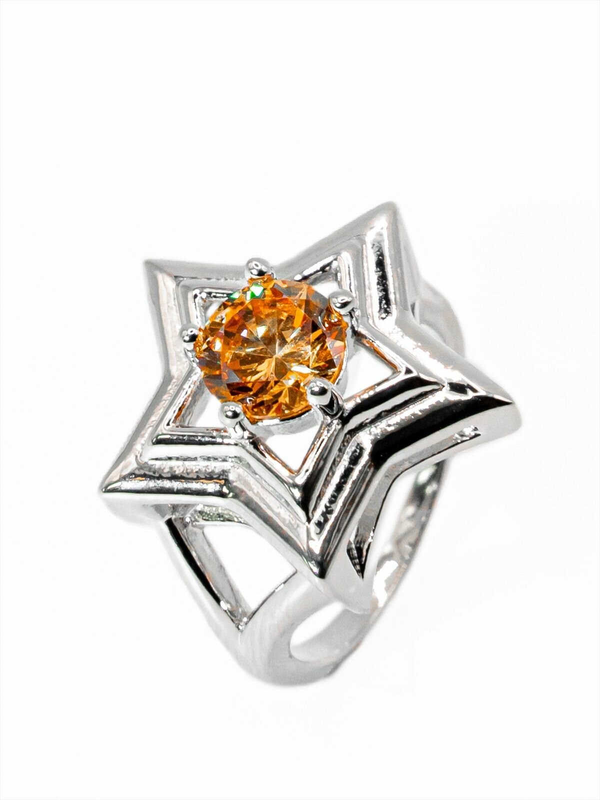 Кольцо, фианит