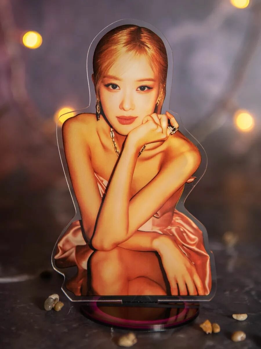 К-поп фигурка Blackpink Розэ