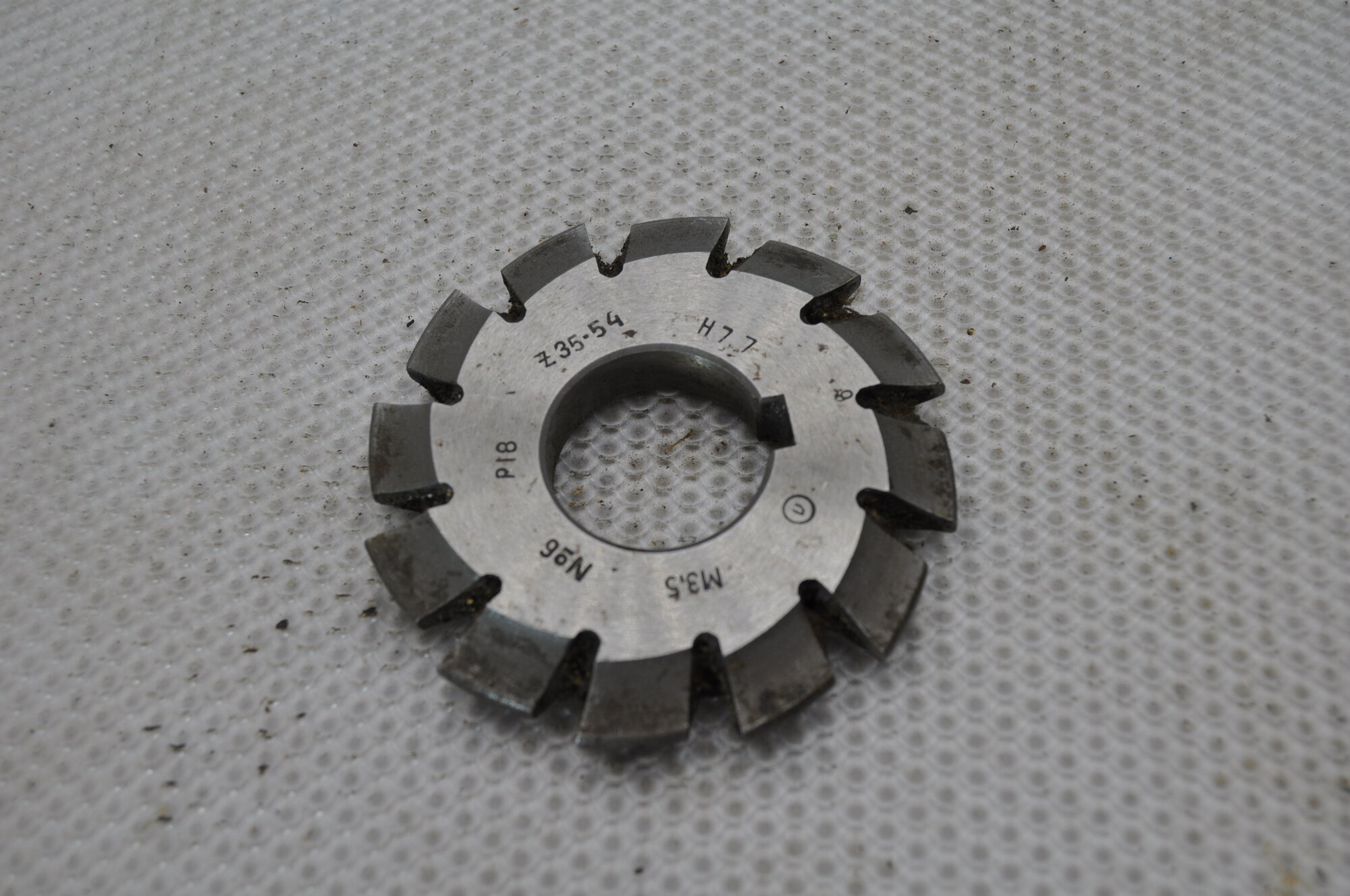 Фреза модульная М3,5 №6 (Р18) z 12