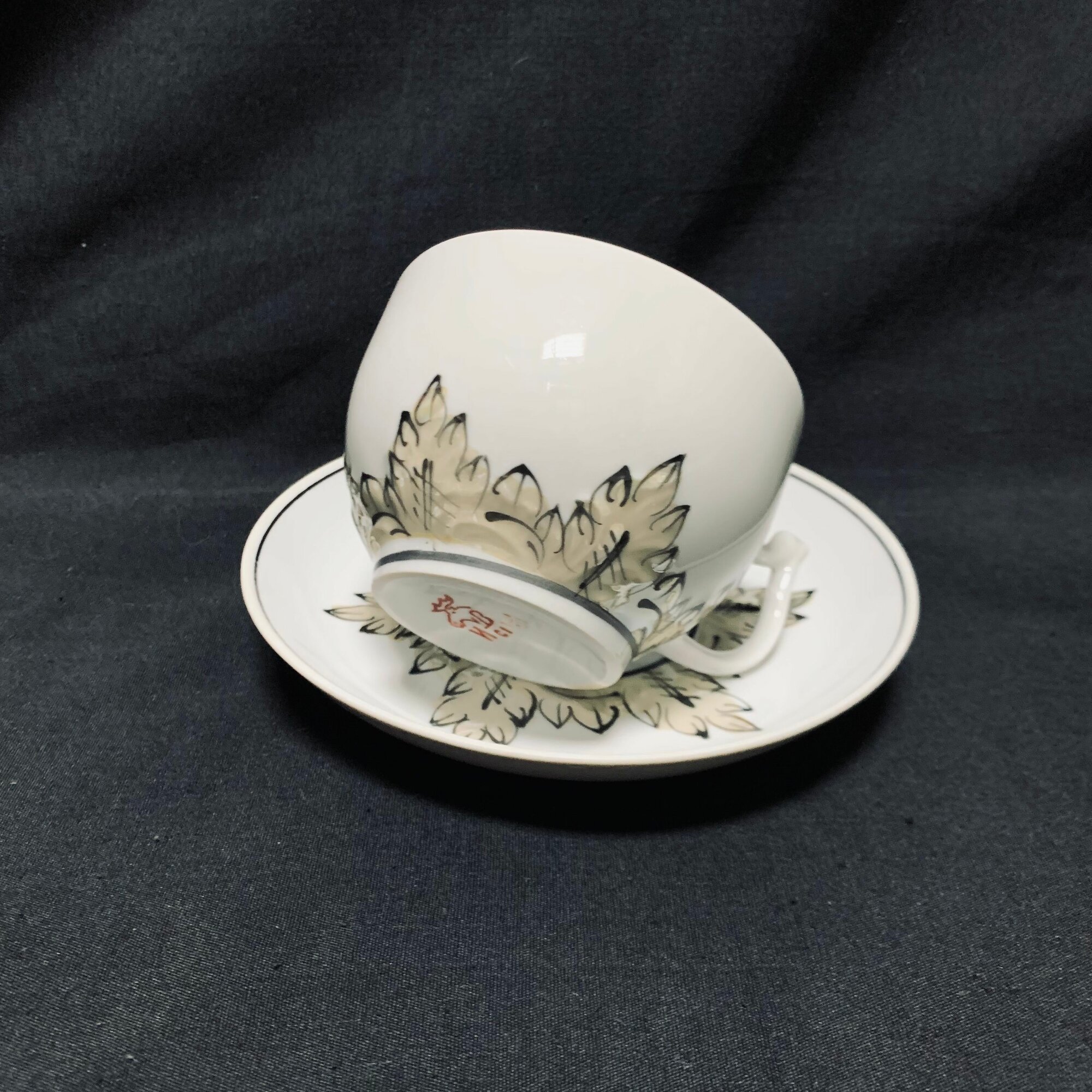 Фарфоровая чайна пара Барбарис (без позолоты)