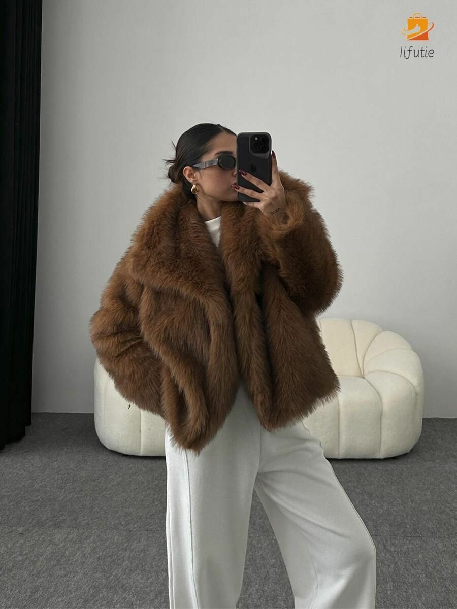 Шуба искусственная женская зимняя