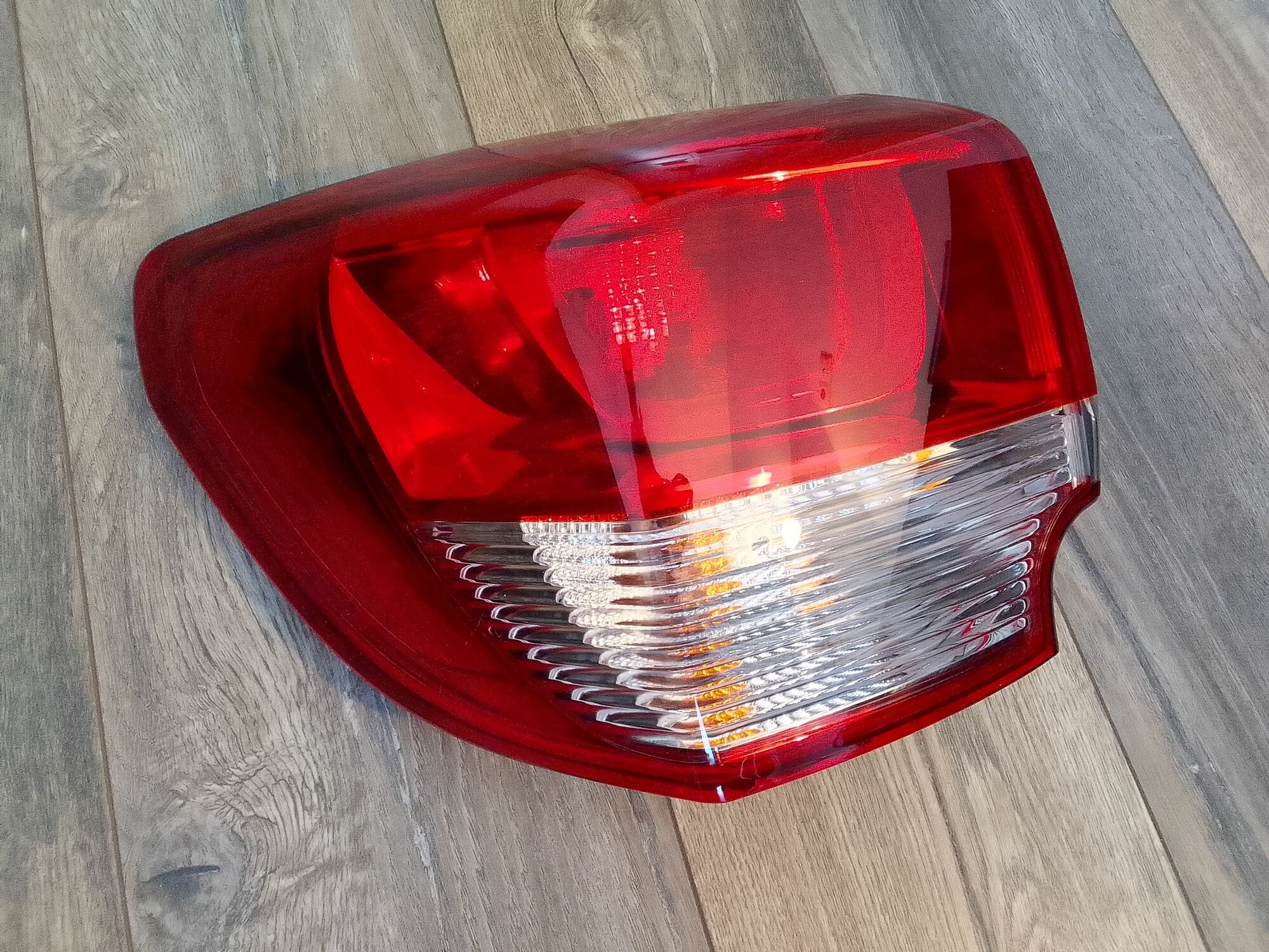 Задний фонарь автомобильный, 1 шт, арт. 924024X600