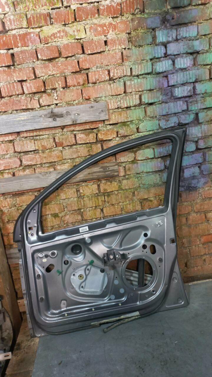 Рамка двери Volkswagen Golf 5 (2003 - 2009) 1K4831312F