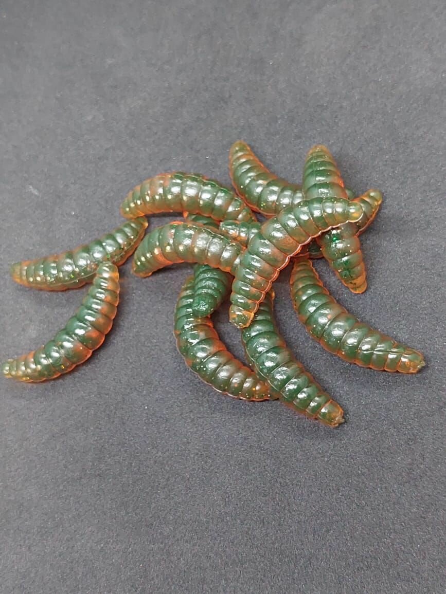 Форелевая приманка Big Maggot. 48 мм. Машинное масло