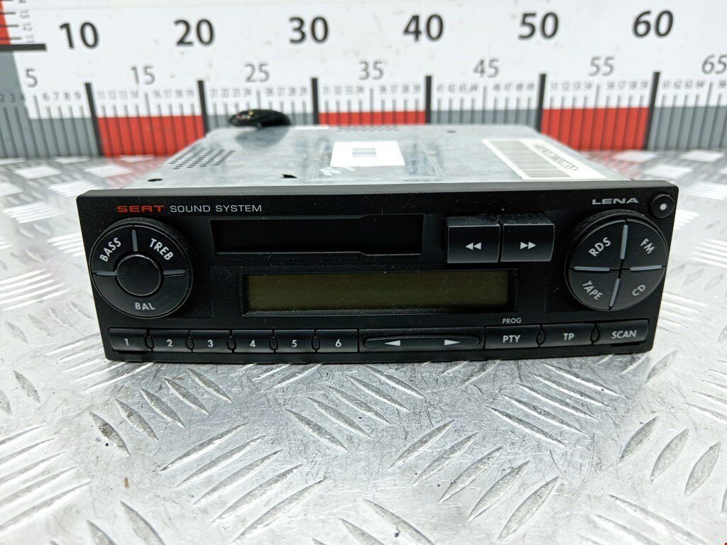 Магнитола Seat Cordoba 2 6L0035152 арт. 1763714