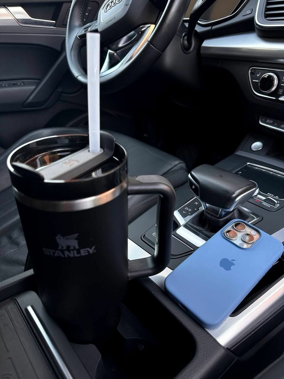 Термокружка из нержавеющей стали для холодных и горячих напитков, Stanley 40OZ 1.18л, цвет Черный