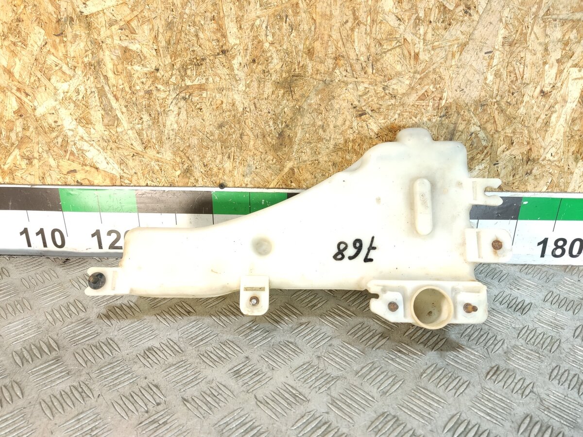 Бачок омывателя лобового стекла HYUNDAI Starex H1 1997-2007 986104А010