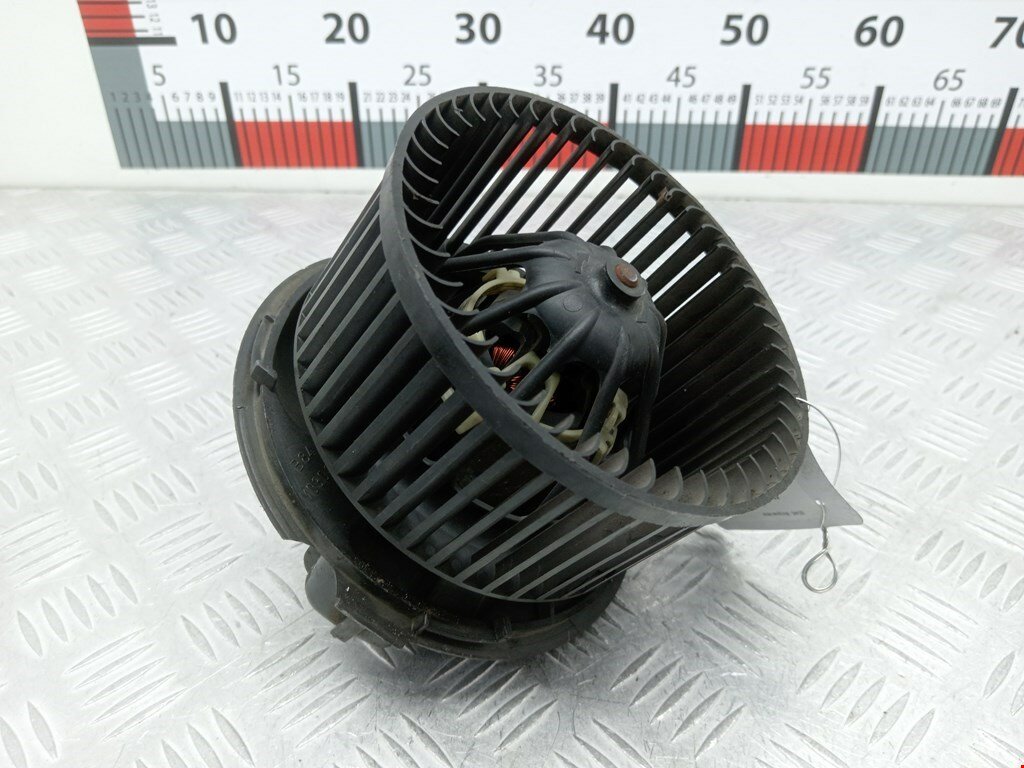 Моторчик печки (вентилятор отопителя) Renault Megane 2 7701056965 арт. 1949917