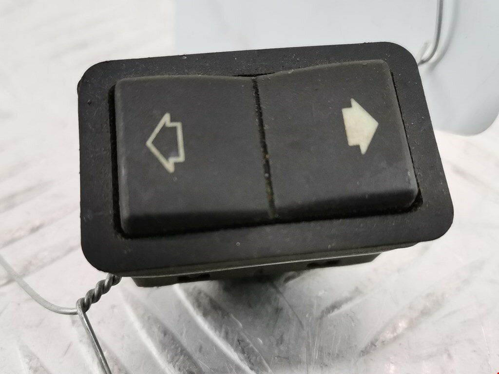 Кнопка стеклоподъемника BMW 5-Series (E39) 61318368974 арт. 1622355