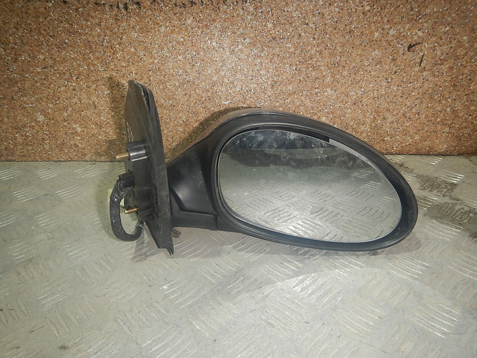 Б/У Зеркало правое электрическое, Lifan (Лифан)-SOLANO (10-) LIFAN SOLANO (10-) 5 контактов Новое 339143 LIFAN арт. B8202200