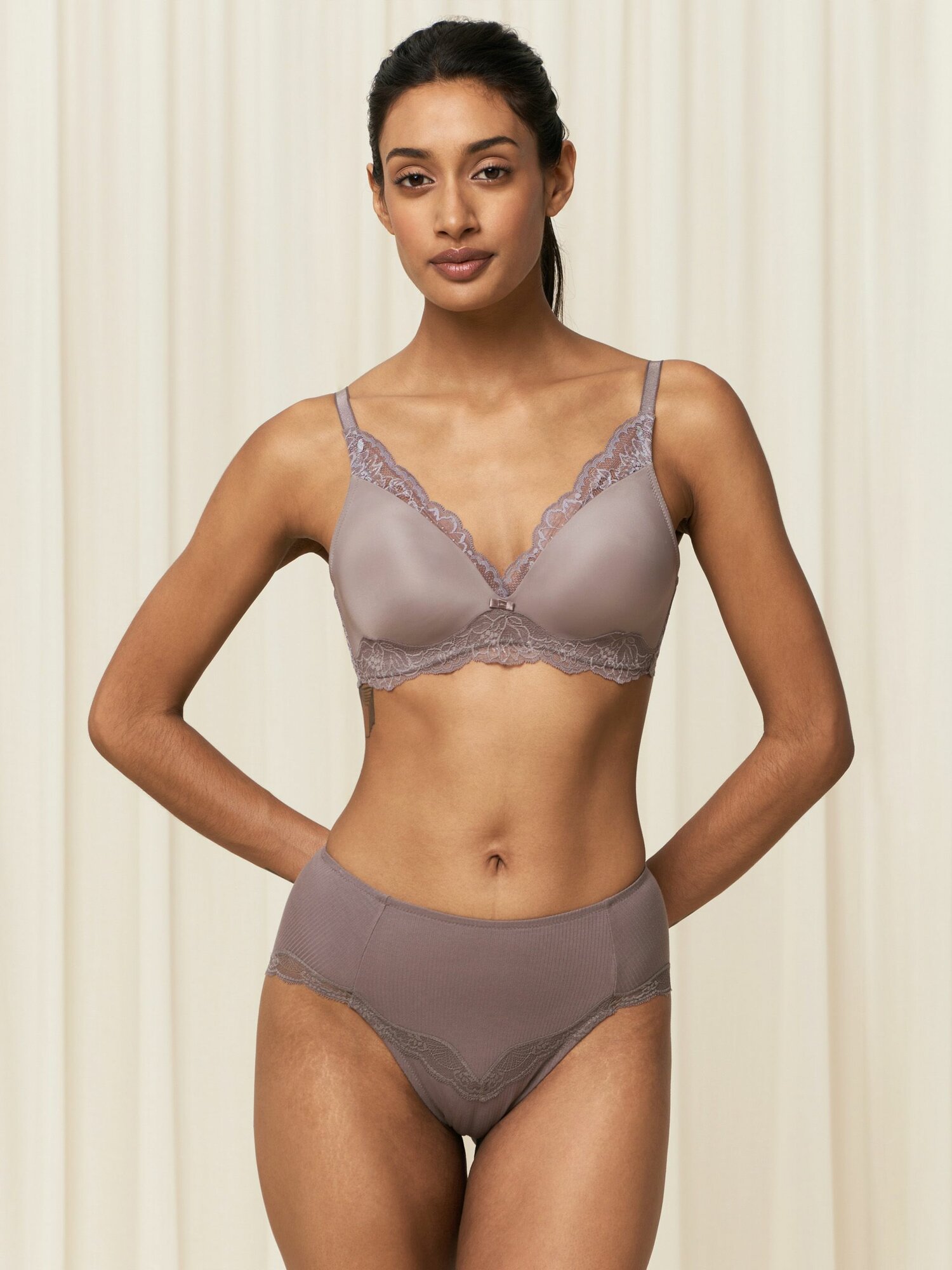 Бюстгальтер-невидимка