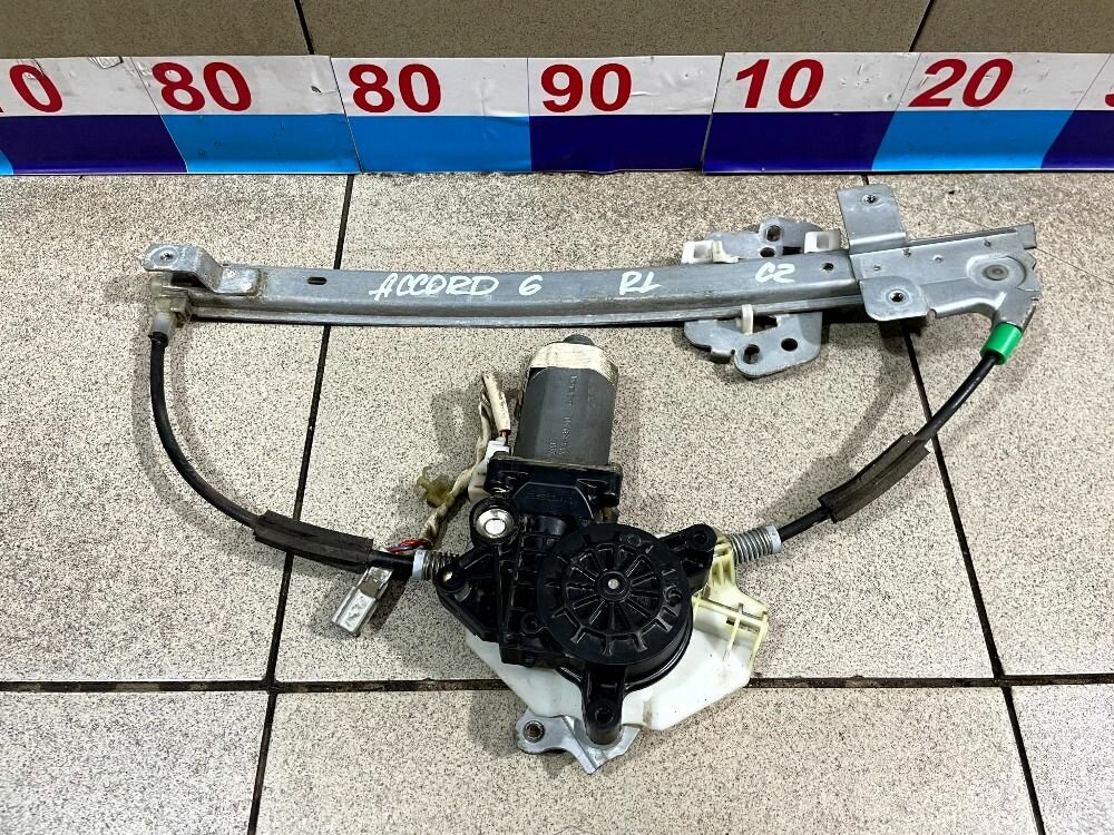 Стеклоподъемник задний левый Honda Accord VI 72750S1AE01