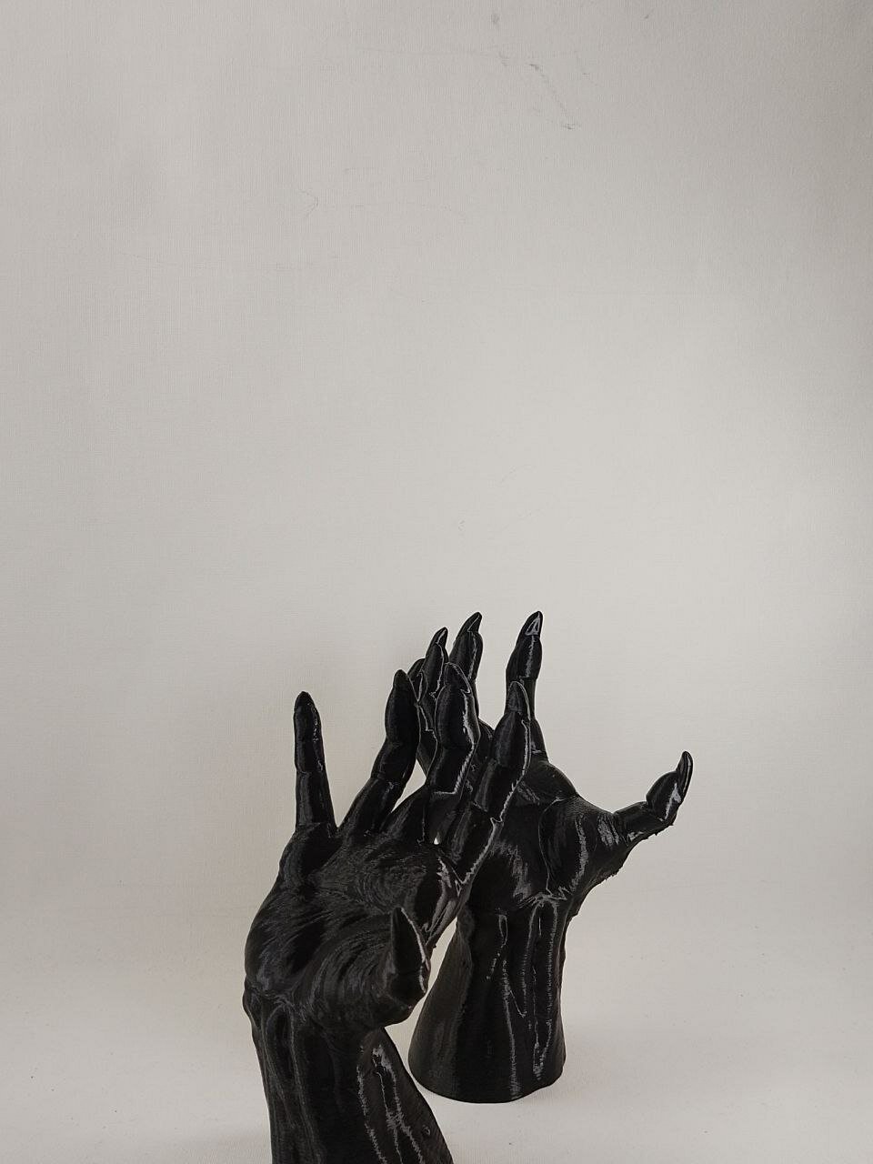 Статуэтка "Рука ведьмы левая и правая" цвет черный, для интерьера, 2шт.